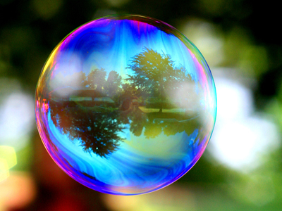 Iridescence - Leatrice Eiseman