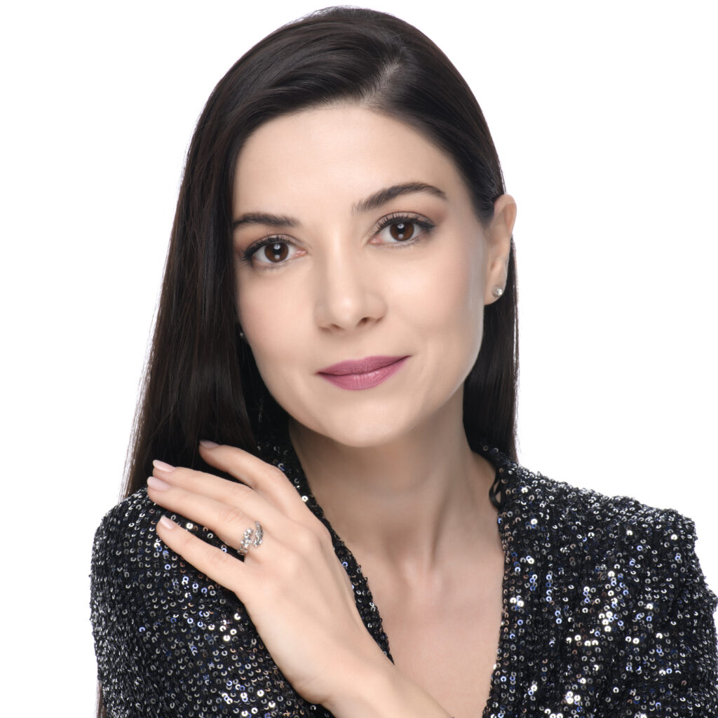 Zeynep Tarhan Muslu - Leatrice Eiseman